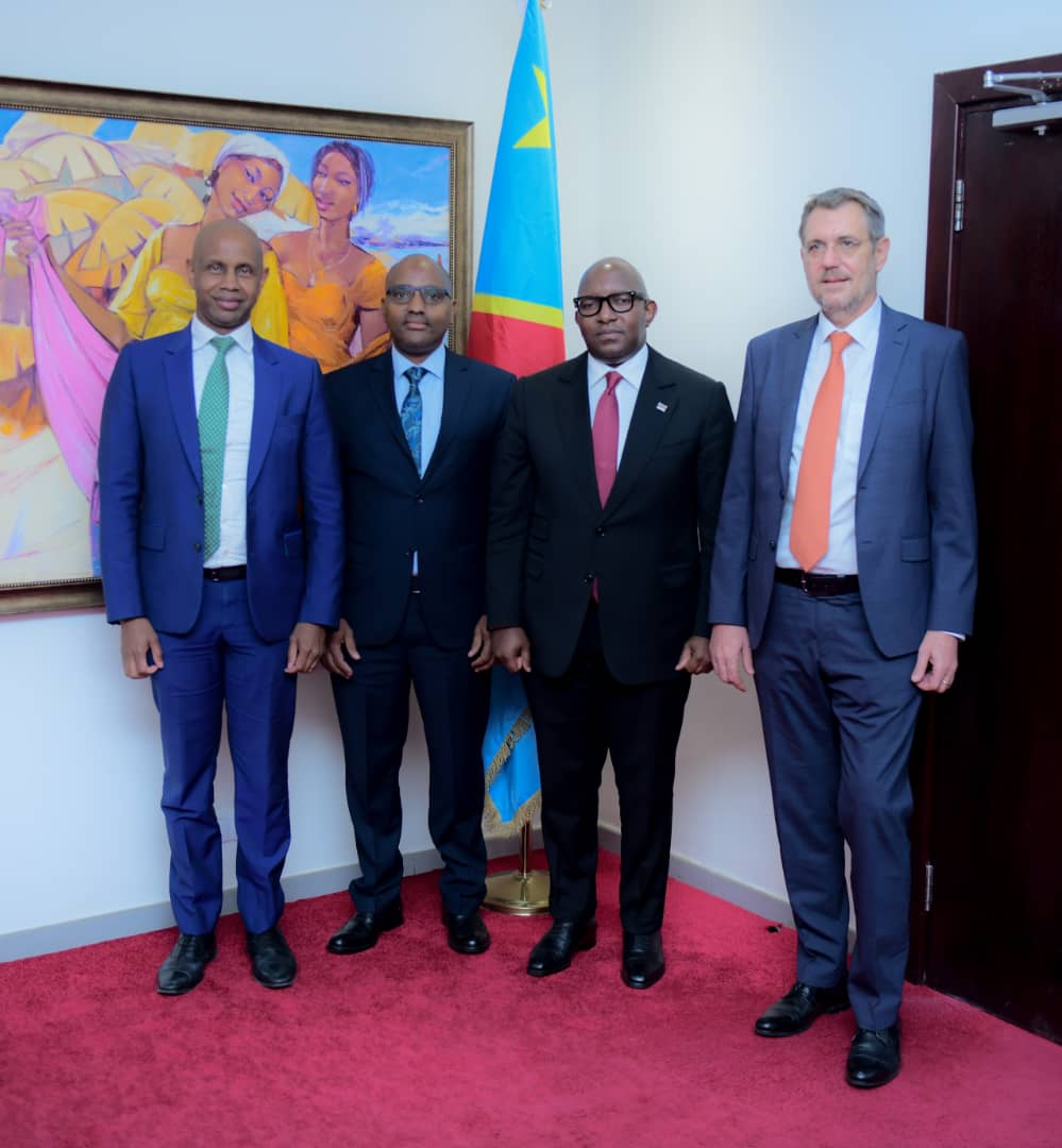 RDC-Primature : Le groupe Kenyan KCB et la banque TMB ont présenté au ...